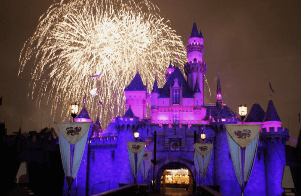Top 10 Spots to Watch the Disneyland Fireworks Show