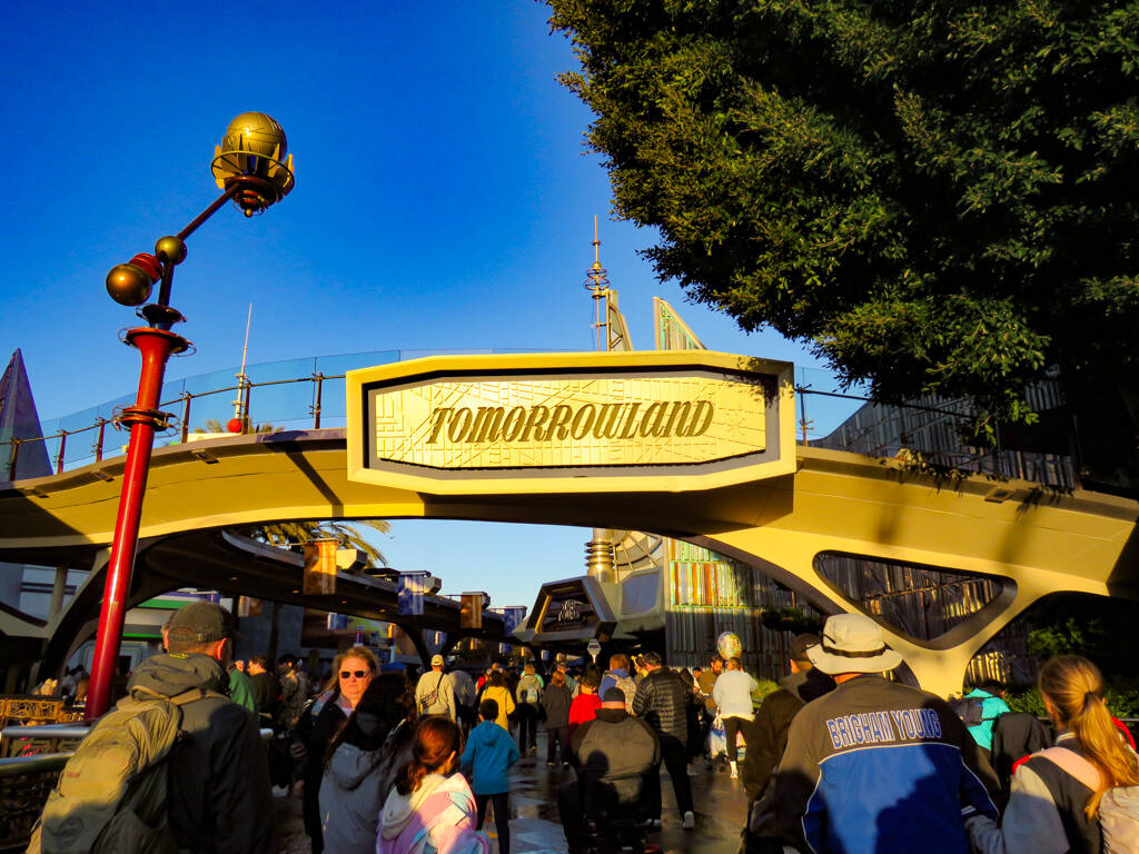 Guide to Disneyland's Tomorrowland